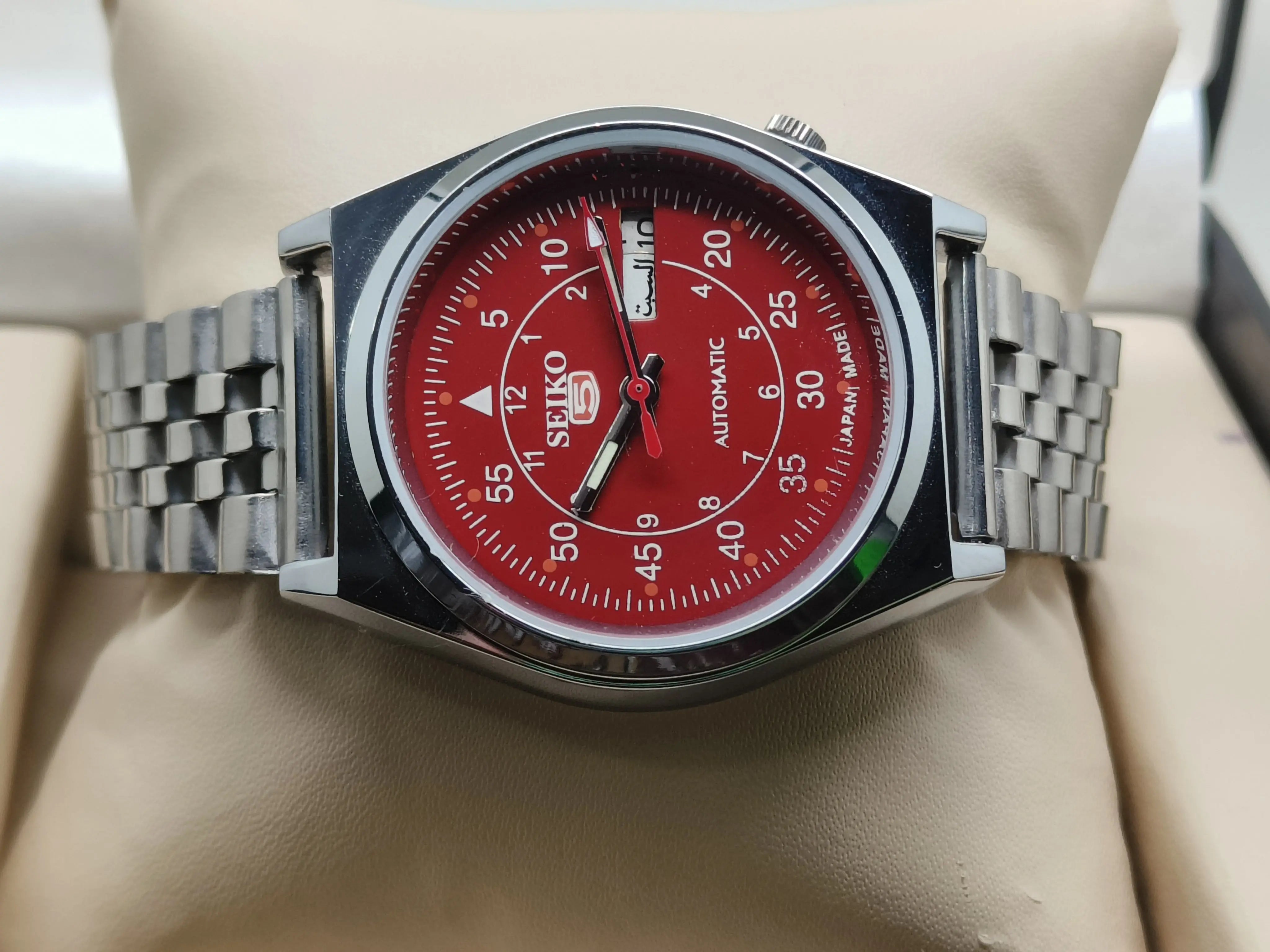 Authentic Seiko 5 Vintage – Refurbished Mechanical Watch – National Watches