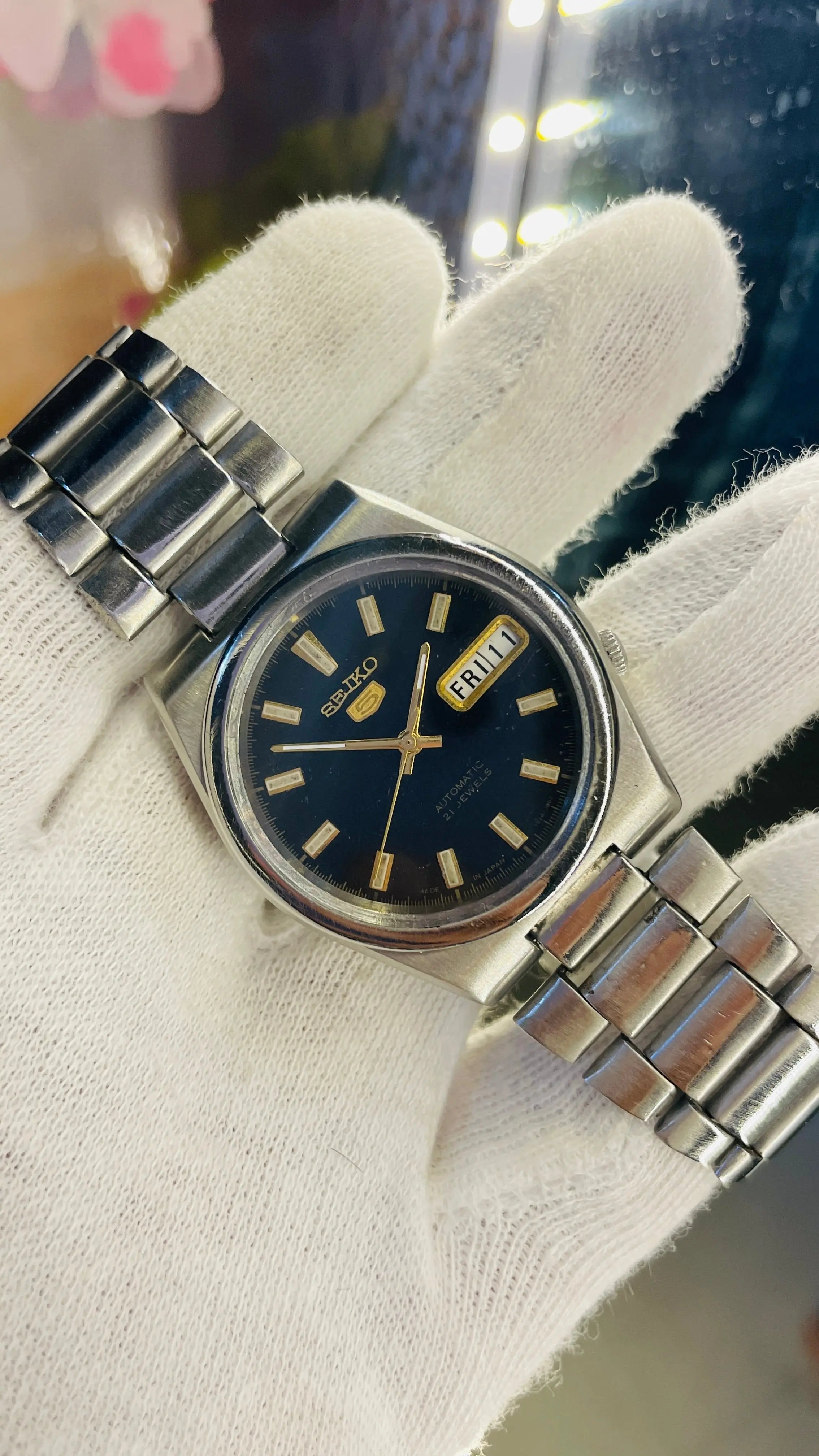 Seiko 5 Automatic Black Dial Transparent Back – Original Japan 17 ...